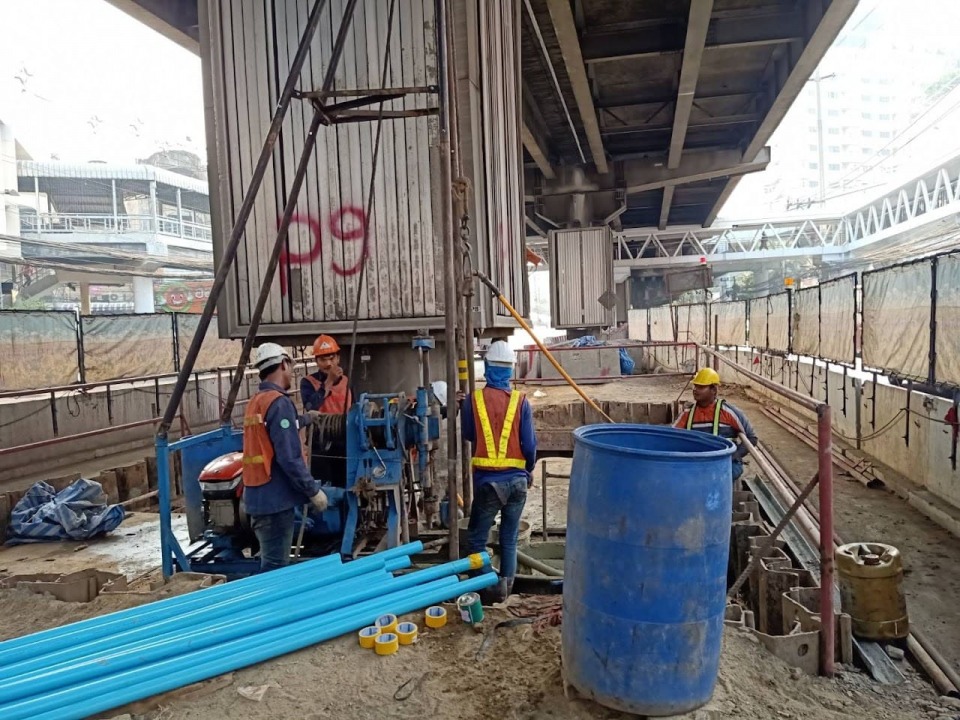 บริษัทรับเจาะสำรวจดิน Soil Boring Test-เอสพีเอ็น ซอยล์ เอ็นจิเนียริ่ง